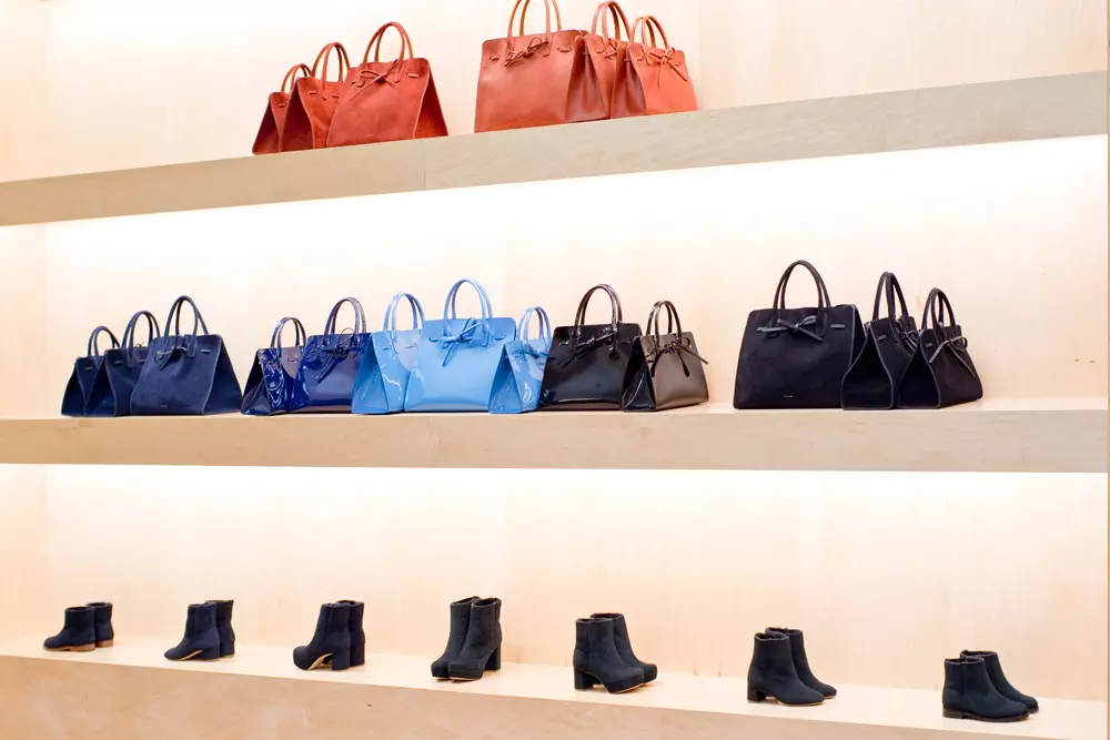 Mansur Gavriel yn Debuts Patent a Bagiau Bwced Swêd a Mwy ar gyfer Fall 2016; Archebwch Nawr yn Moda Operandi 10330_1