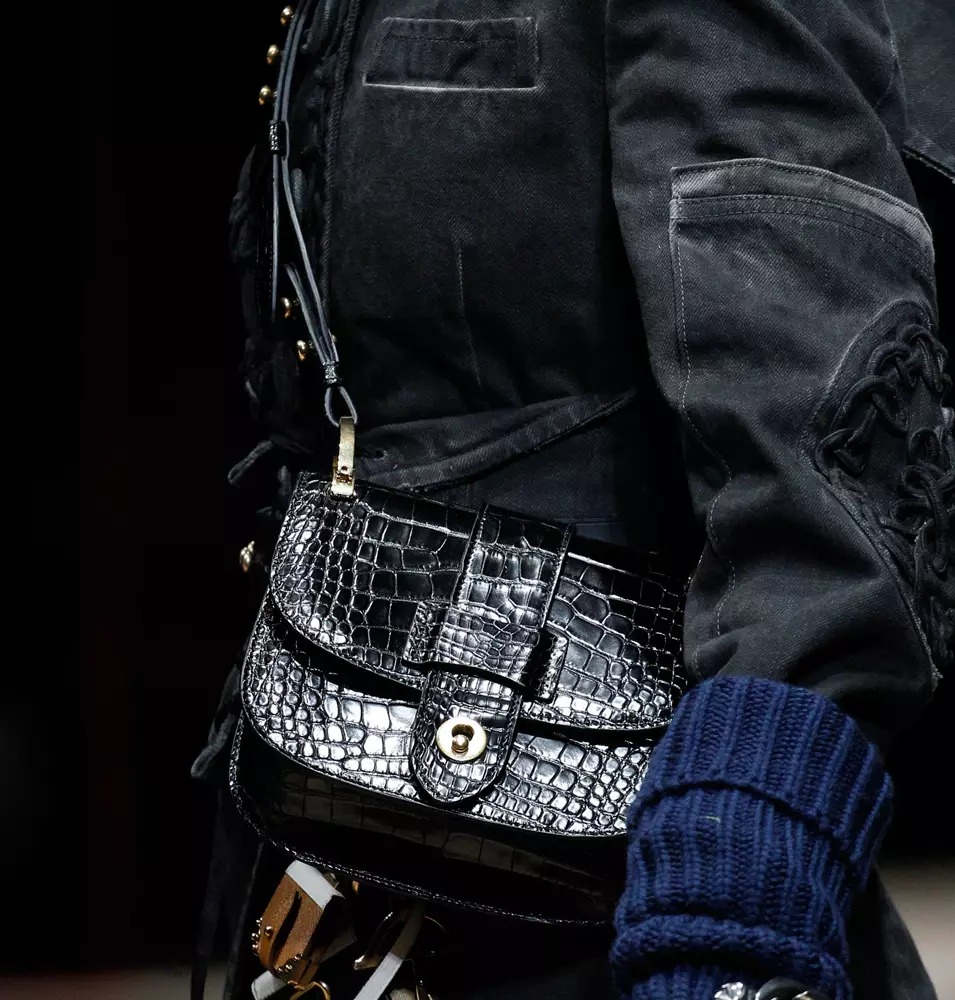 Prada-Fall-2016-Bags-14