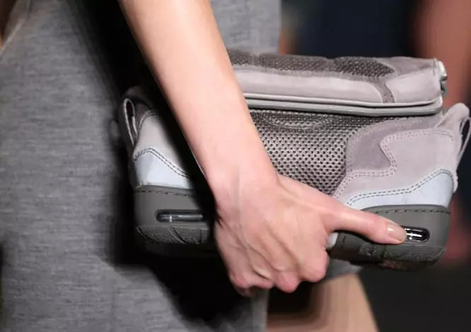 Alexander Wang ฤดูใบไม้ผลิ 2015 กระเป๋าถือ 12