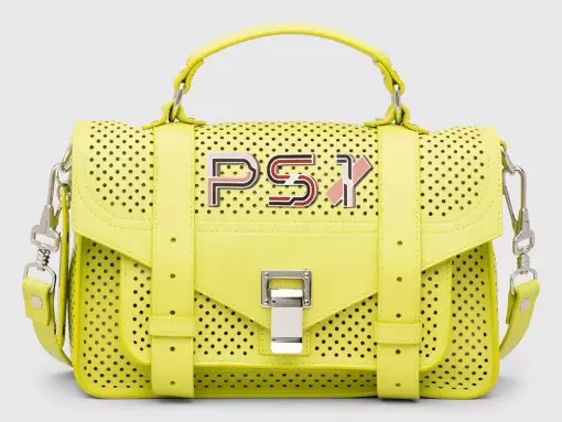 Proenza Schouler presenta personalización con pines PS