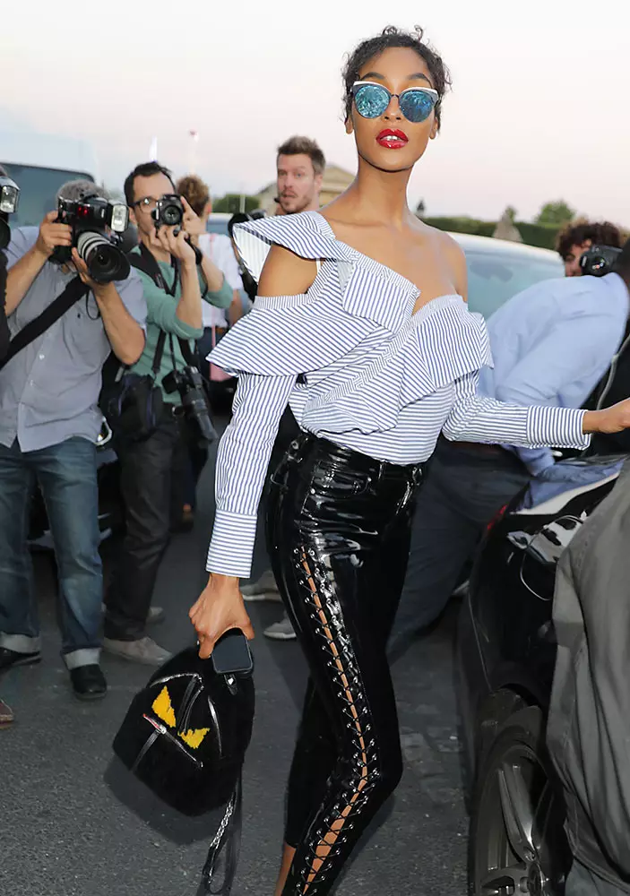 Les nombreux sacs des célébrités présentes à la Paris Haute Couture Week automne 2017 12299_26