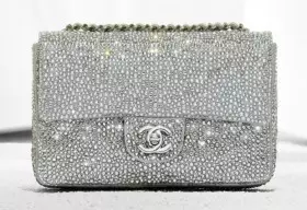 Izikhwama ezinhle ze-Chanel Spring 2012 12434_19