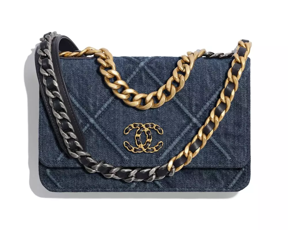 Babban Jagoran Jaka: Chanel 19 Bag 1280_3