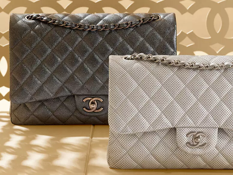 L'ultima guida internazionale ai prezzi: la borsa con patta classica di Chanel