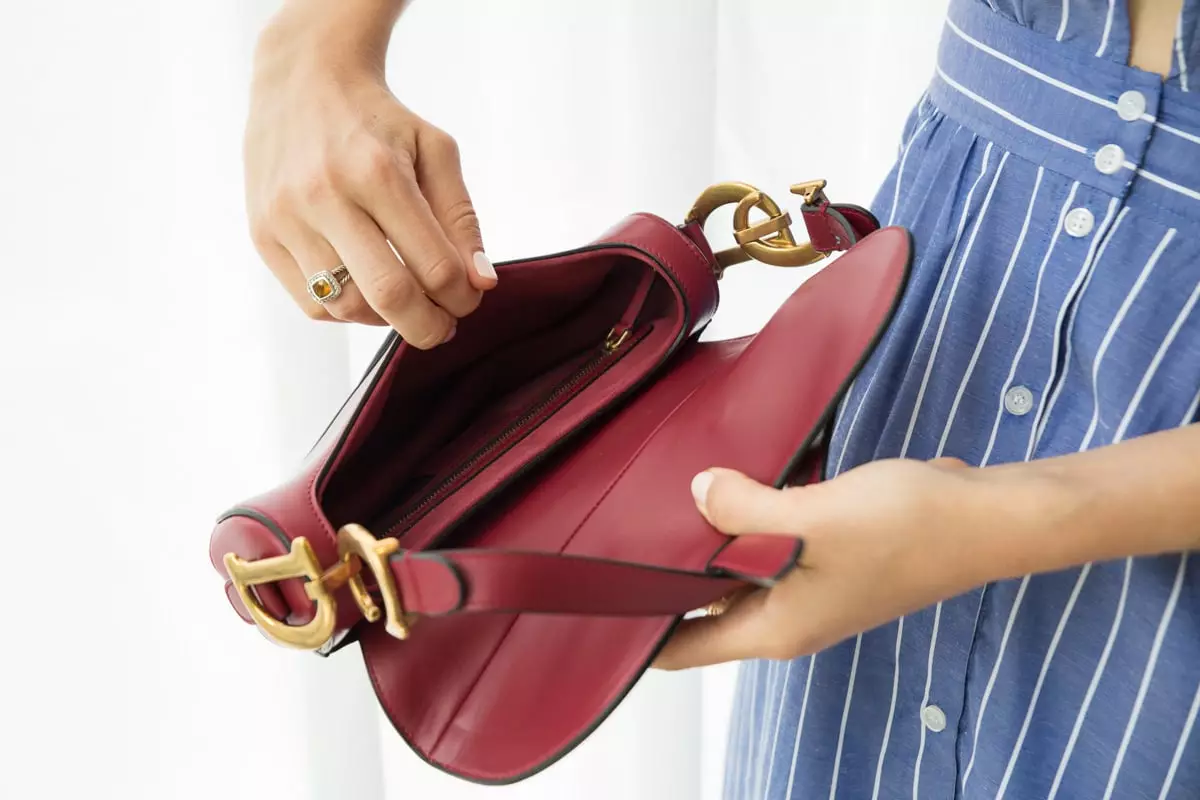 Ultimate Bag Guide: Dior Saddle Bag 1324_37