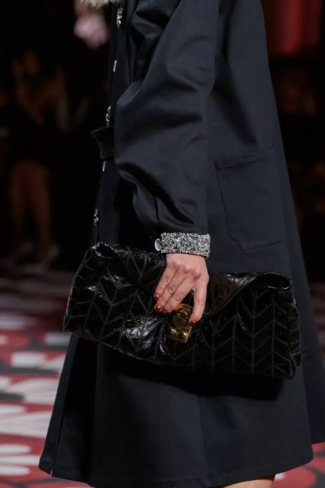 Bij Miu Miu draait het allemaal om de clutch voor de herfst van 2020 1383_28