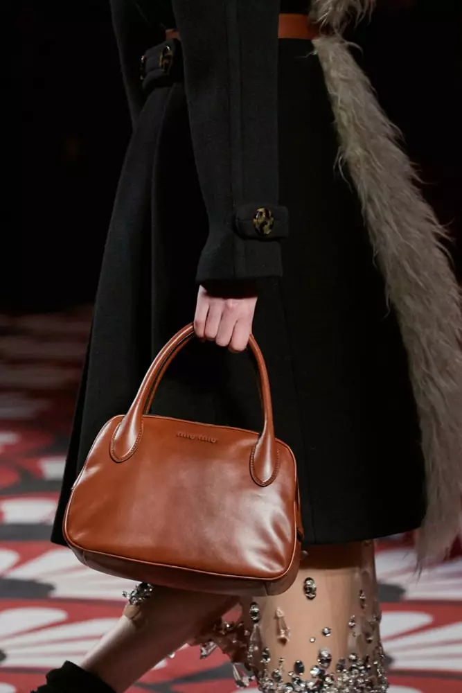 Bij Miu Miu draait het allemaal om de clutch voor de herfst van 2020 1383_5