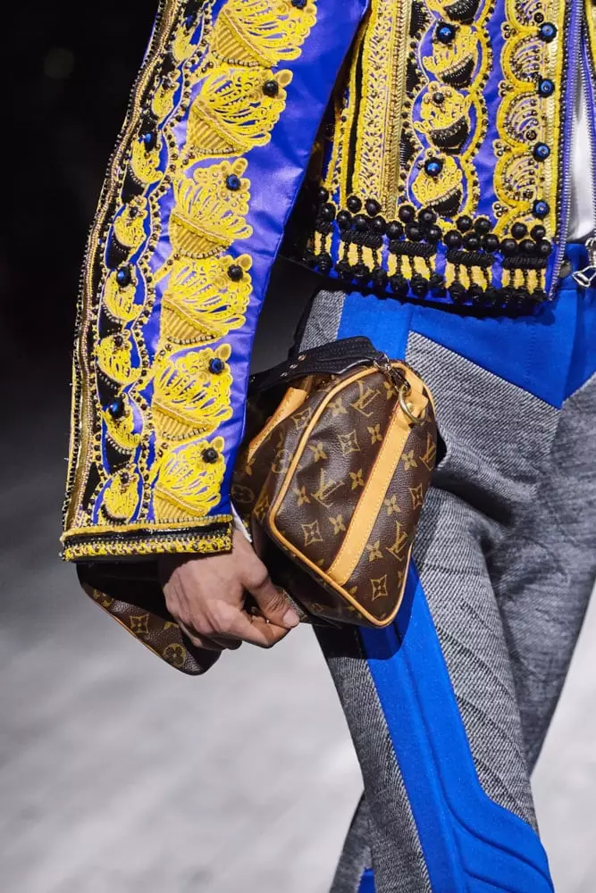 Tshiab Monogram Bags nyiag lub yeeb yam ntawm Louis Vuitton lub caij nplooj zeeg 2020 Runway Show 1384_23