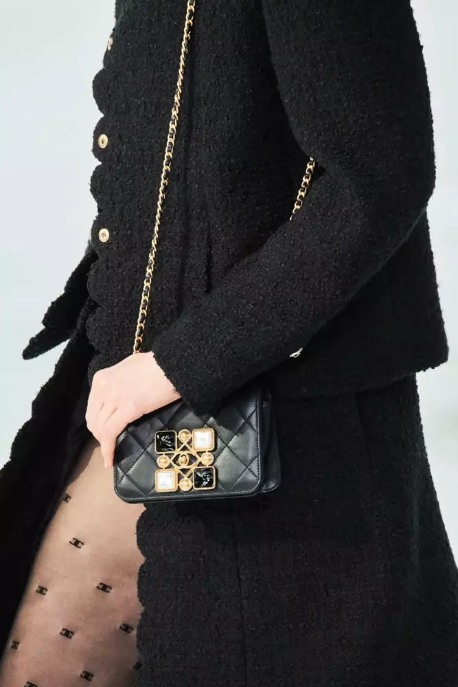 Chanel-ի թռիչքուղու վրա, It’s All About the Classics for Fall 2020 1388_5