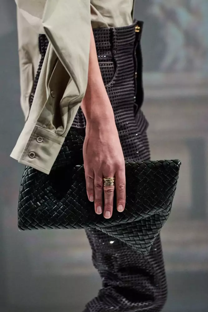 Daniel Lee Akumbatira Bottega Veneta's Iconic Intrecciato Weave ya Fall 2020 1408_8