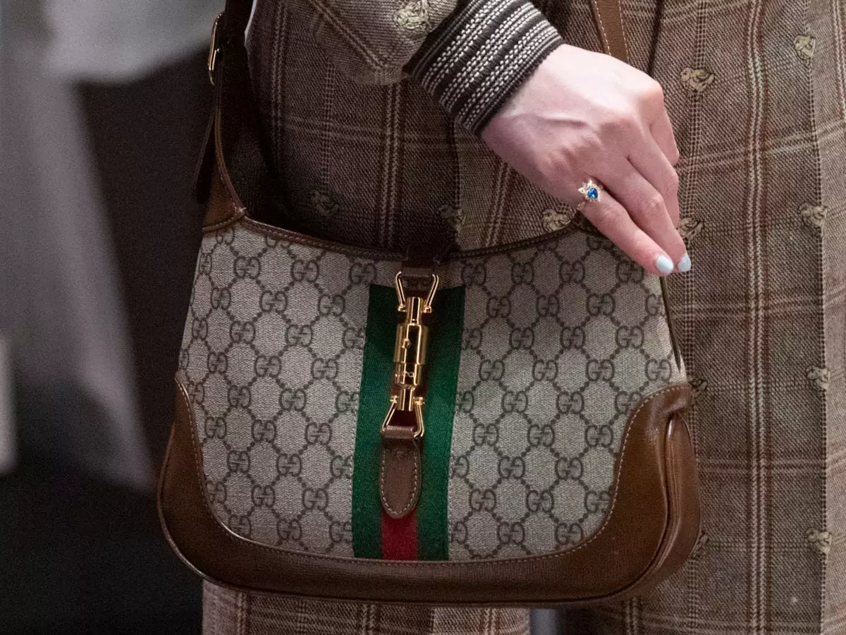 Gucci ට අනුව, Hobo is Back for Fall 2020