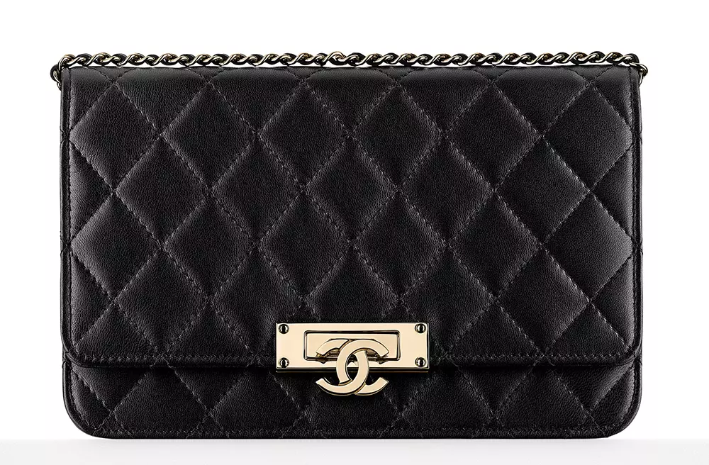 I-Chanel-Wallet-on-Chain-Bag-Black-2500