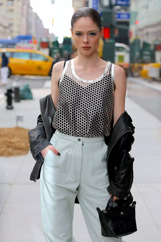 Ospetsuek, modeloek eta influencer-ek Fendi, Longchamp eta Chanel daramatzate NYFW-n zehar 1431_4