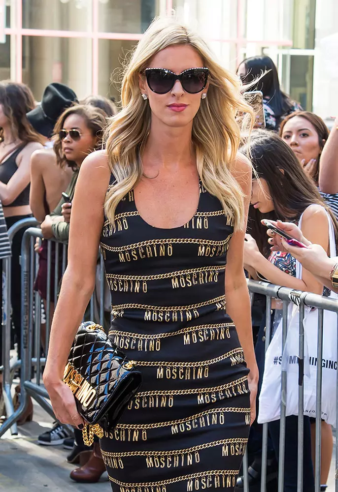 Nicky-Hilton-Moschino-Logo-Ubu-akpa