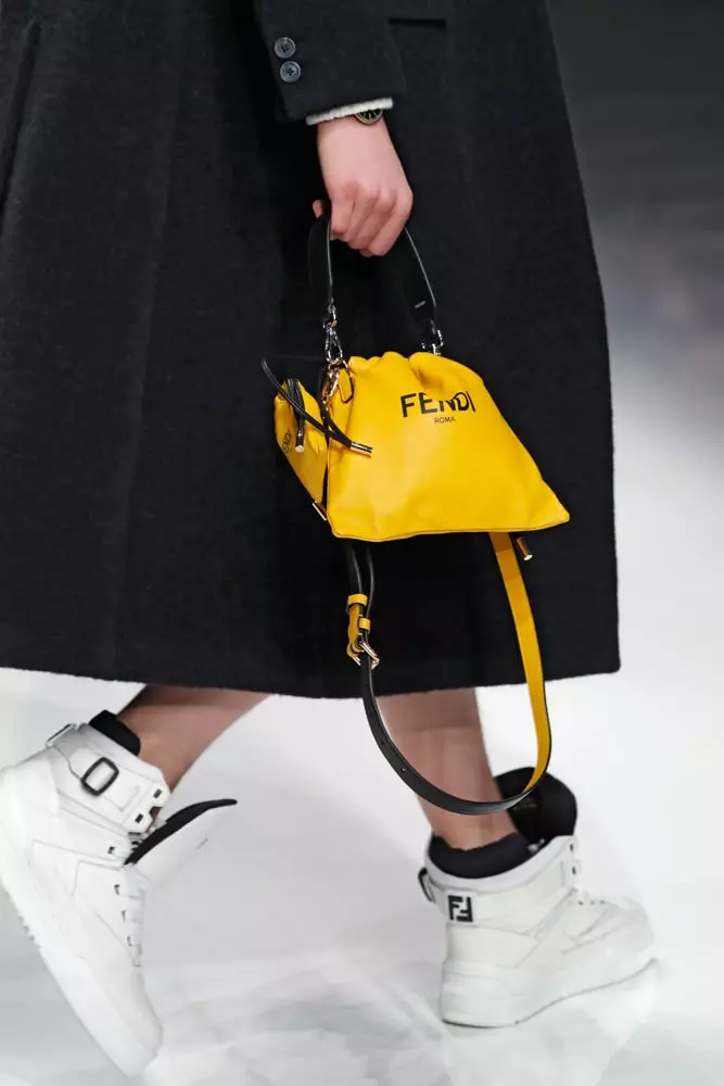 Alle tassen út 'e Fendi Heren Fall 2020 Kolleksje 1491_15