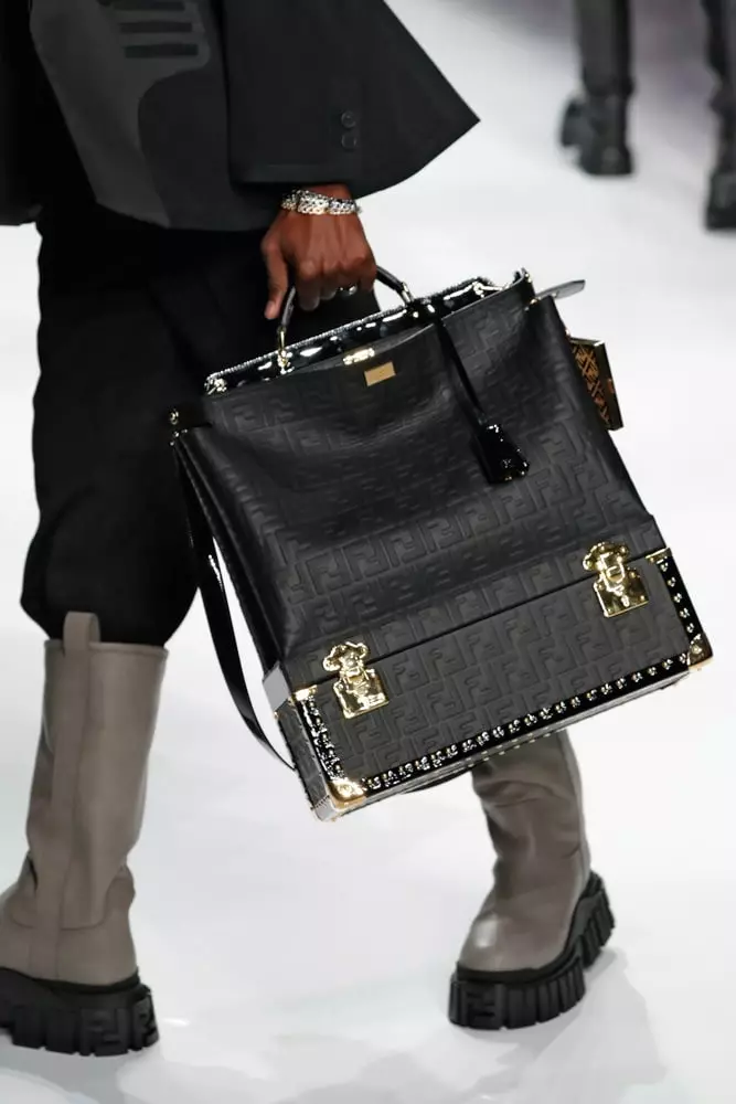 Όλες οι τσάντες από τη συλλογή Fendi Men's Fall 2020 1491_3