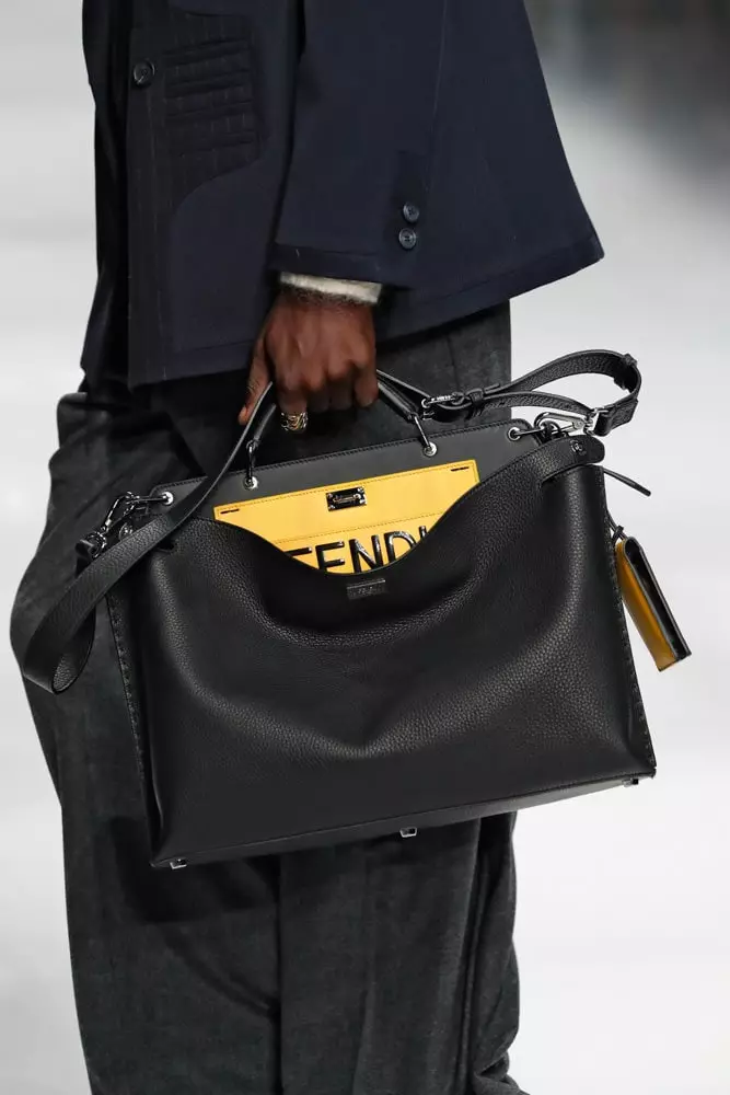 Alle tassen út 'e Fendi Heren Fall 2020 Kolleksje 1491_31