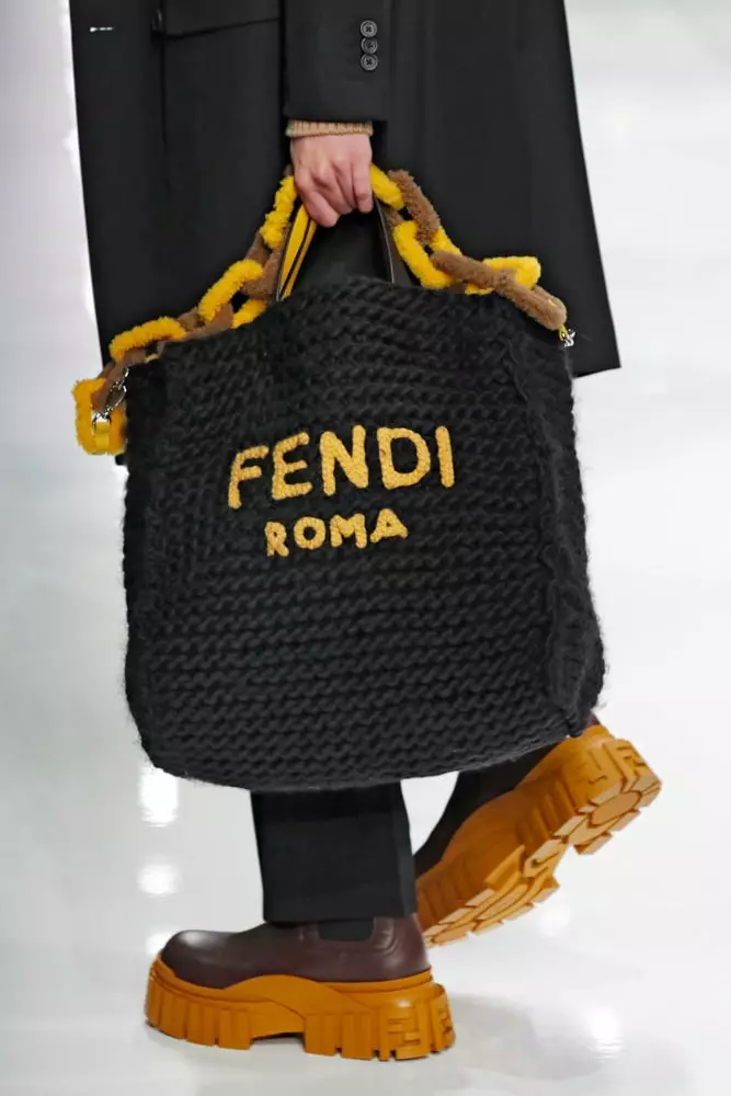 همه کیفهای مجموعه پاییز 2020 مردانه Fendi 1491_47