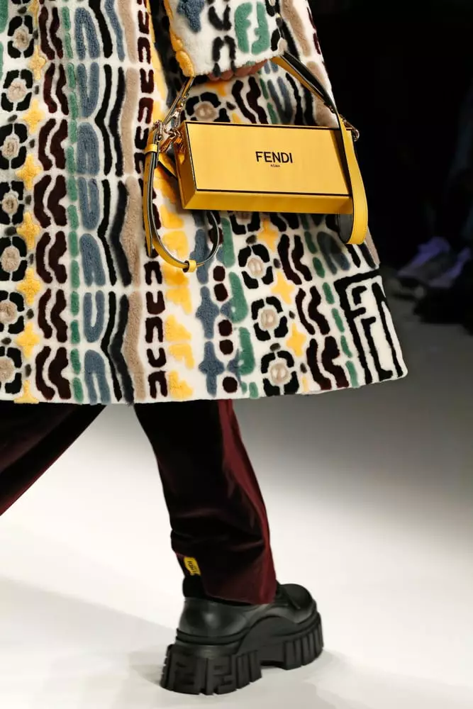 همه کیفهای مجموعه پاییز 2020 مردانه Fendi 1491_5