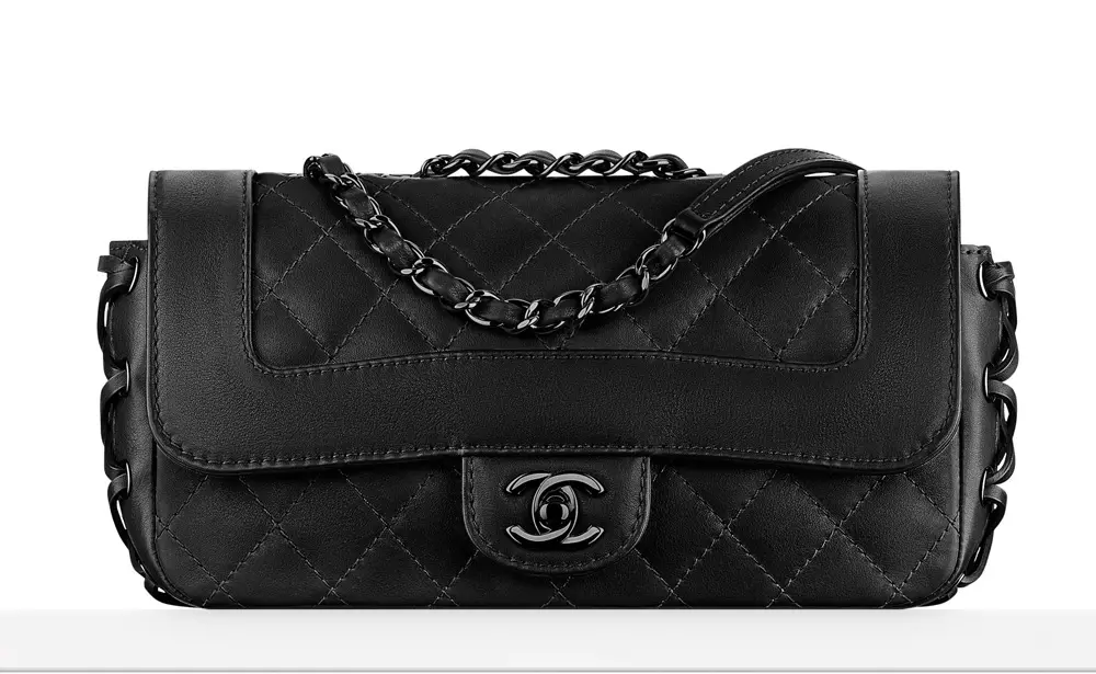 Chanel-flap-bag-black-3400