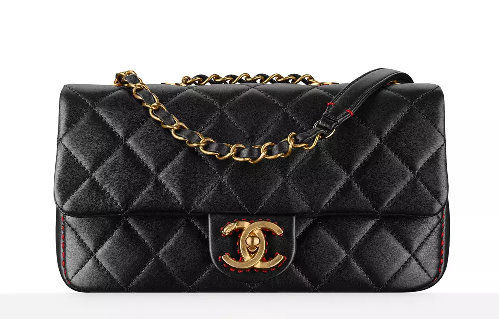 Chanel-flap-bag-black-3900