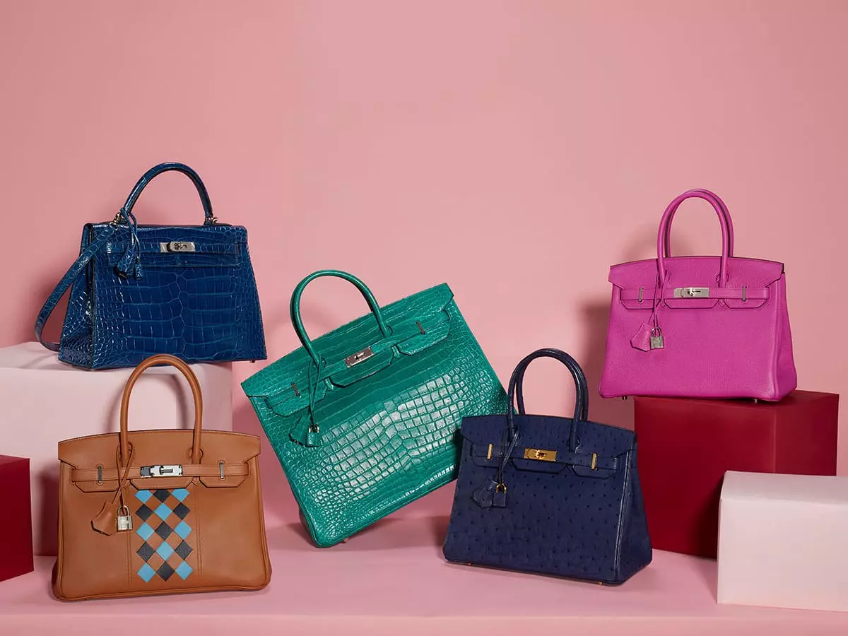 Christie's Handbags X Hype Auction Pairs Sammlertaschen und Skateboards