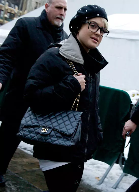 The Many Bags of Kelly Osbourne ២៥