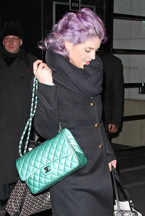 The Many Bags of Kelly Osbourne ១០