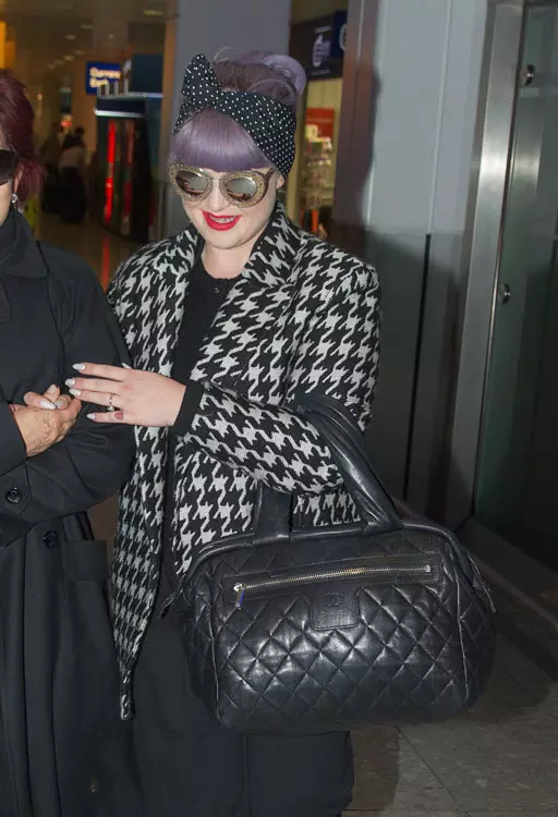 The Many Bags of Kelly Osbourne ៣