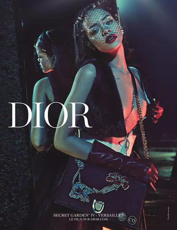 Rihanna-Dior-Diorama-Rokassoma-Kampaņa-3