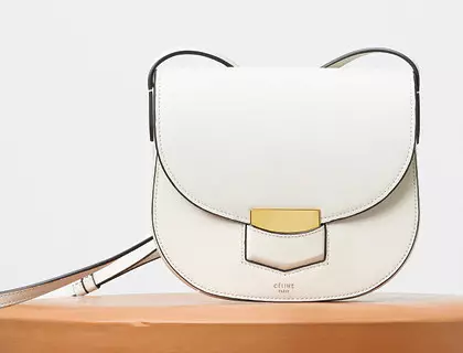 Celine-Kleng-Trotteur-Schëller-Tasche-Wäiss-2250