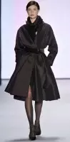 Mercedes-Benz Fashion Week ນິວຢອກ: Carolina Herrera Fall 2011 16322_2