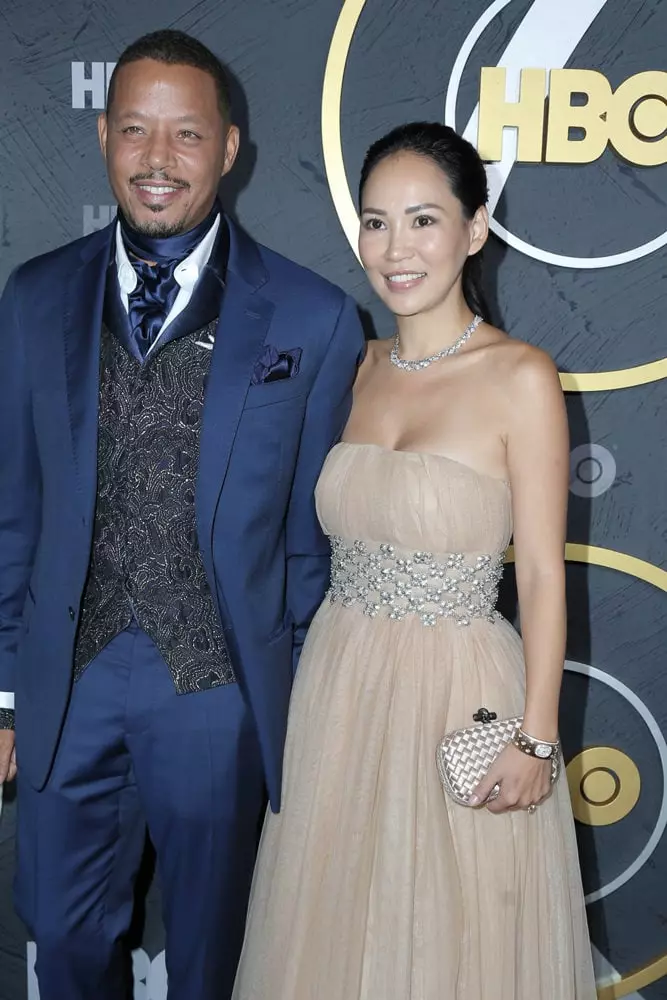 Celebs up svojo igro Clutch na zabavah Emmys After Party 2019 1694_9