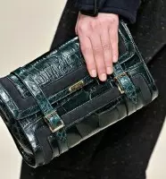 Fashion Week Handbags: Burberry Prorsum Caij nplooj zeeg 2011 17058_13