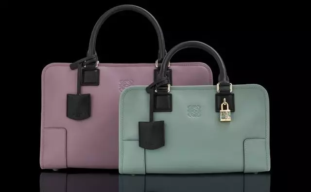 Loewe Amazona гашыйклары өчен Barroco линиясенең чикләнгән чыгарылышын тәкъдим итү 17125_1