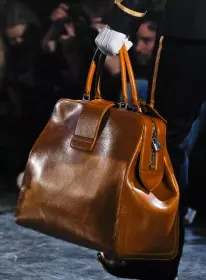 Сумки Недели моды: Louis Vuitton Fall 2012 17765_31