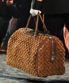 Muotiviikon käsilaukut: Louis Vuitton syksyllä 2012 17765_50