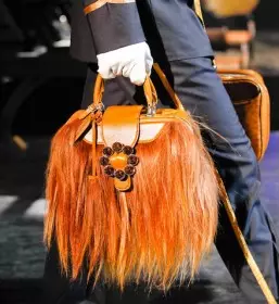 Mansakoj de Moda Semajno: Louis Vuitton Aŭtuno 2012 17765_60