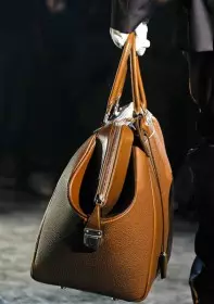 Халтаҳои Ҳафтаи мӯд: Тирамоҳи Louis Vuitton 2012 17765_74