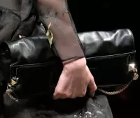 กระเป๋าแฟชั่นวีค: Valentino Spring 2012 17779_15