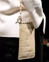 กระเป๋าแฟชั่นวีค: Valentino Spring 2012 17779_5