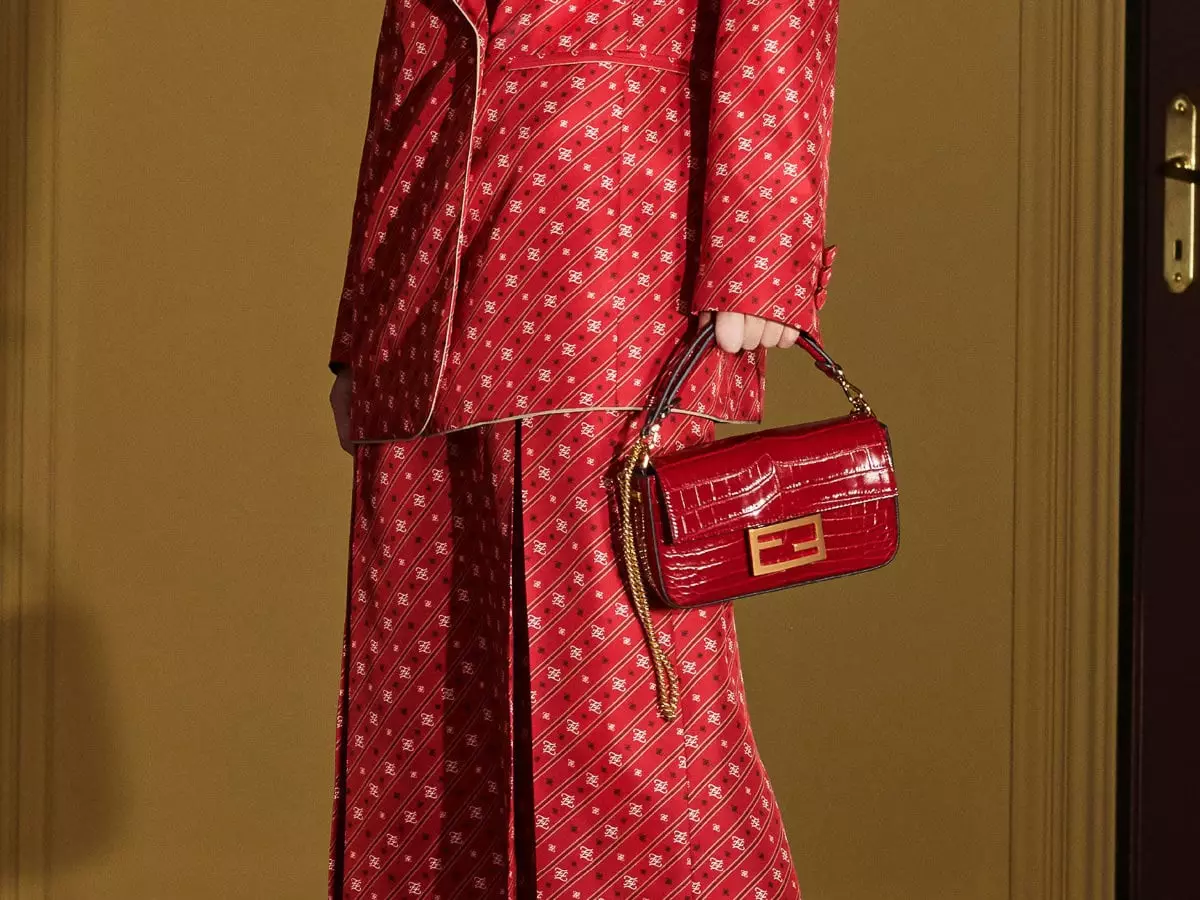 Il-Ħafna Basktijiet tal-Kollezzjoni 2020 ta’ Fendi’s Resort 1906_1