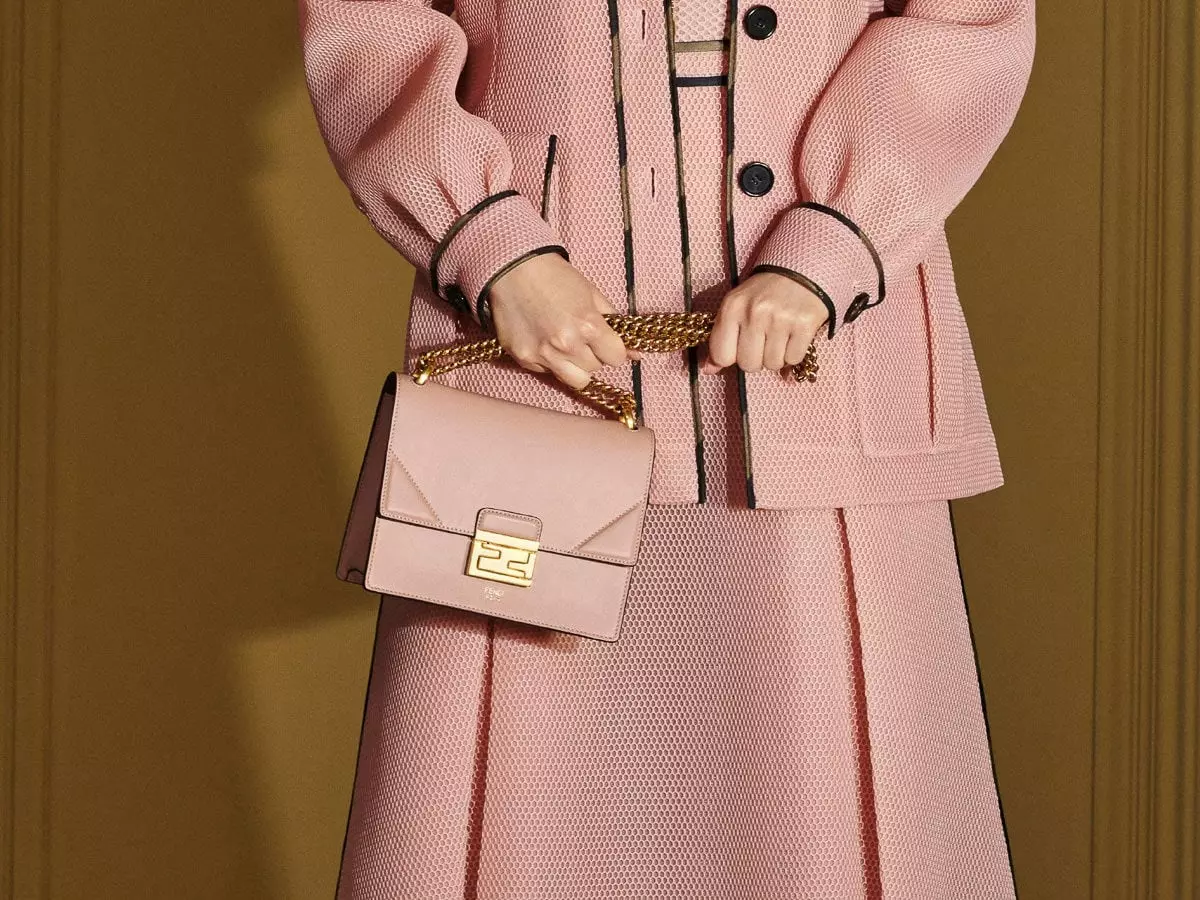 Los muchos bolsos de la colección Resort 2020 de Fendi 1906_29