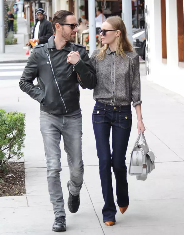 Kate Bosworth adalah salah satu selebriti pertama yang membawa Proenza Schouler PS13 19537_3