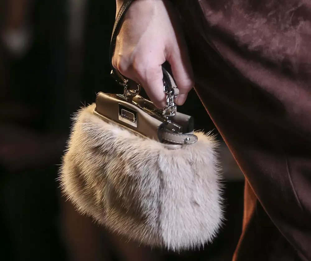 កាបូបម៉ាក Fendi Spring 2015 ១៤