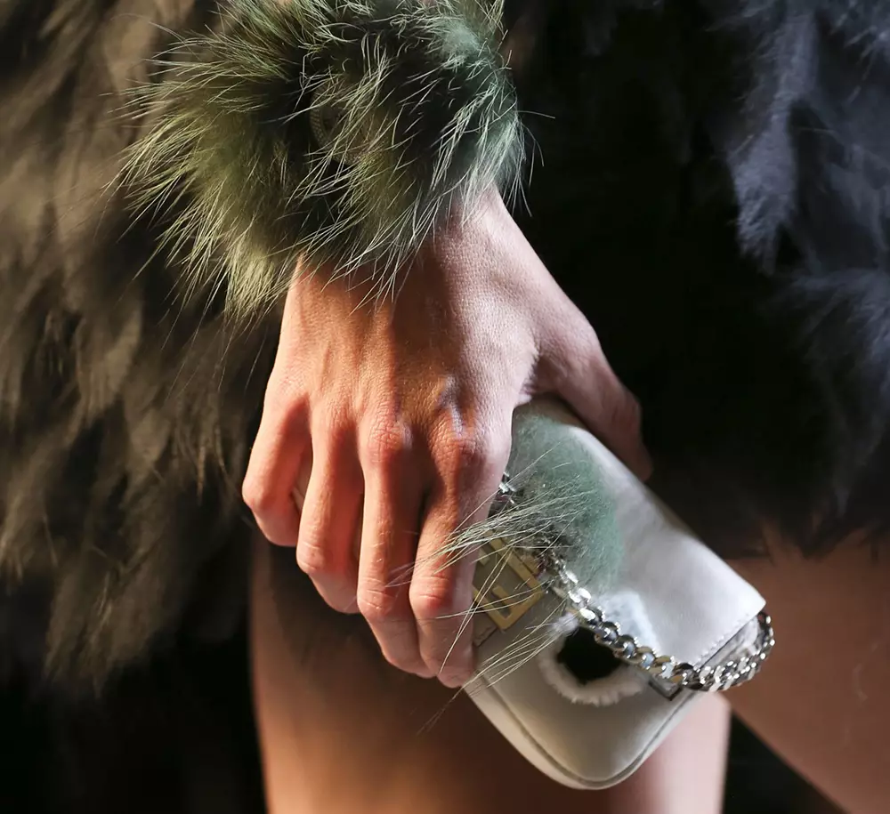 កាបូបម៉ាក Fendi Spring 2015 ២