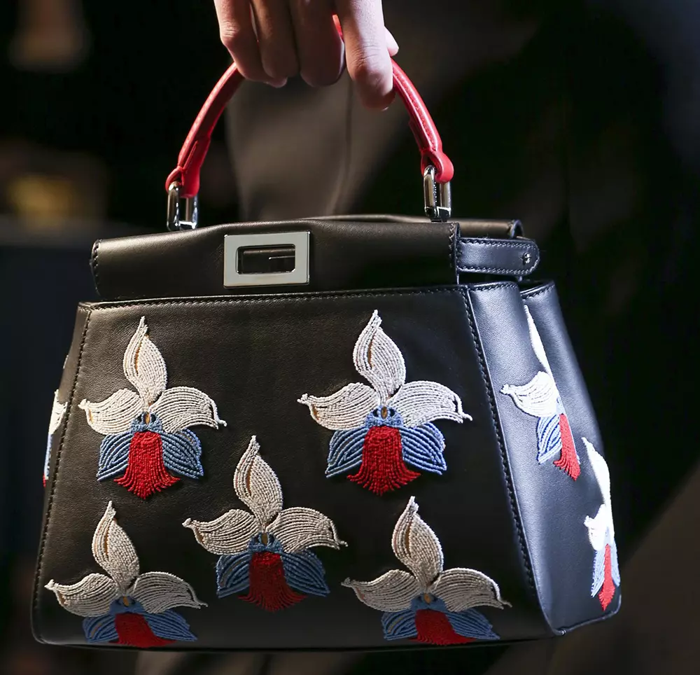 កាបូបម៉ាក Fendi Spring 2015 ៣២