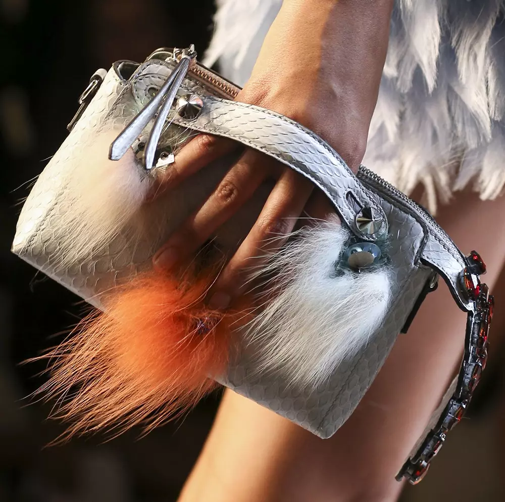 កាបូបម៉ាក Fendi Spring 2015 ៥