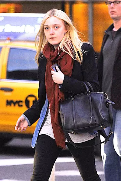 Dakota Fanning Style: Proenza Schouler vs. Louis Vuitton 20079_3