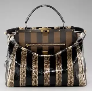 Fendi voeg strepe by hul Snakeskin Peek-A-Boo Tote 20202_2